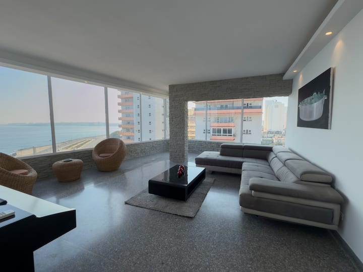 Apartamento De Lujo En El Centro De La Ciudad - Havana