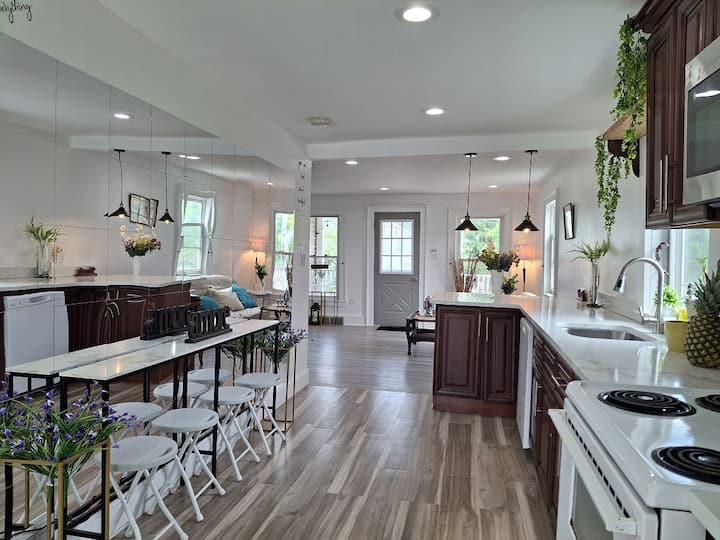 Amish Country Welcome _ Families And Friends - Chautauqua, NY