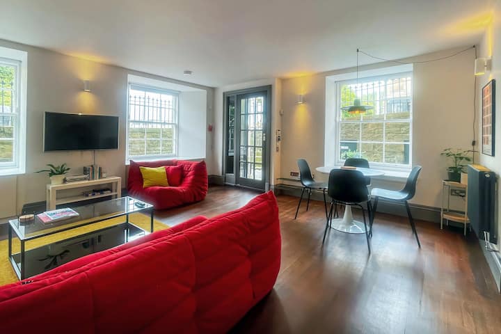 Contemporary Apartment In Edinburgh New Town - Edinburgh