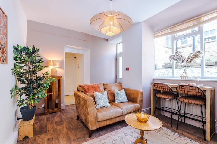 Rufloreo Flats: 1a - Cosy & Central - Buxton