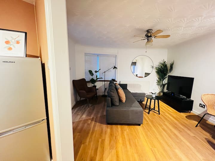 Irene Suite By Koya Homes -Cardiff-parking-chique - Cardiff