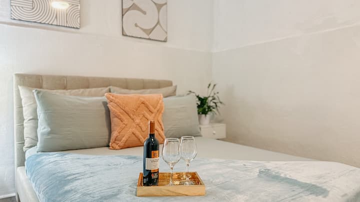 Cozy Retreat | Old San Juan | Near Airport - Levittown