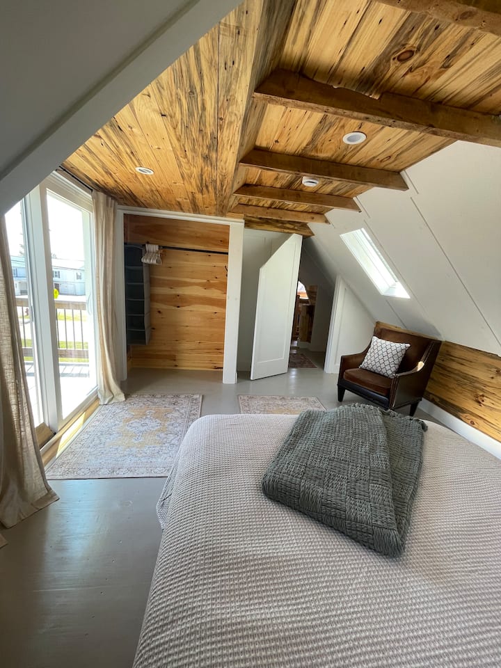 Salty Paws - Eastport, ME