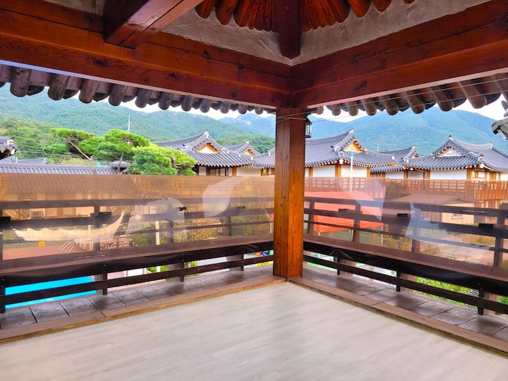 경주한옥(대청마루바베큐,투룸,투베드),황리단길차로10분,반려동물,수영장 - 慶州市