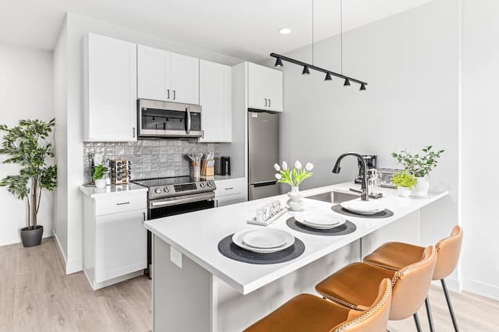 1bed1bath W/ Balcony Retreat In Vibrant Kingfield - Minneapolis