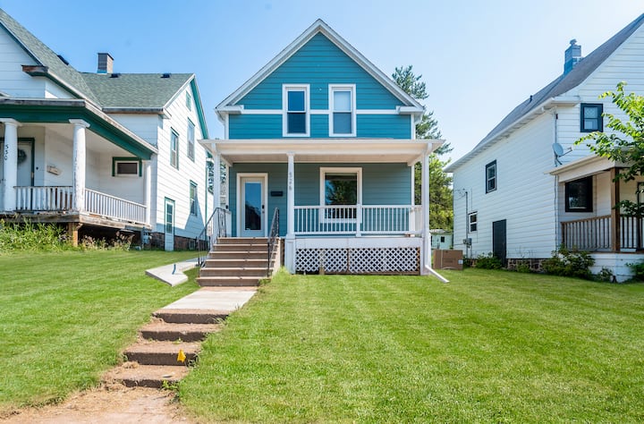 Chester Creek Cottage - Duluth, MN
