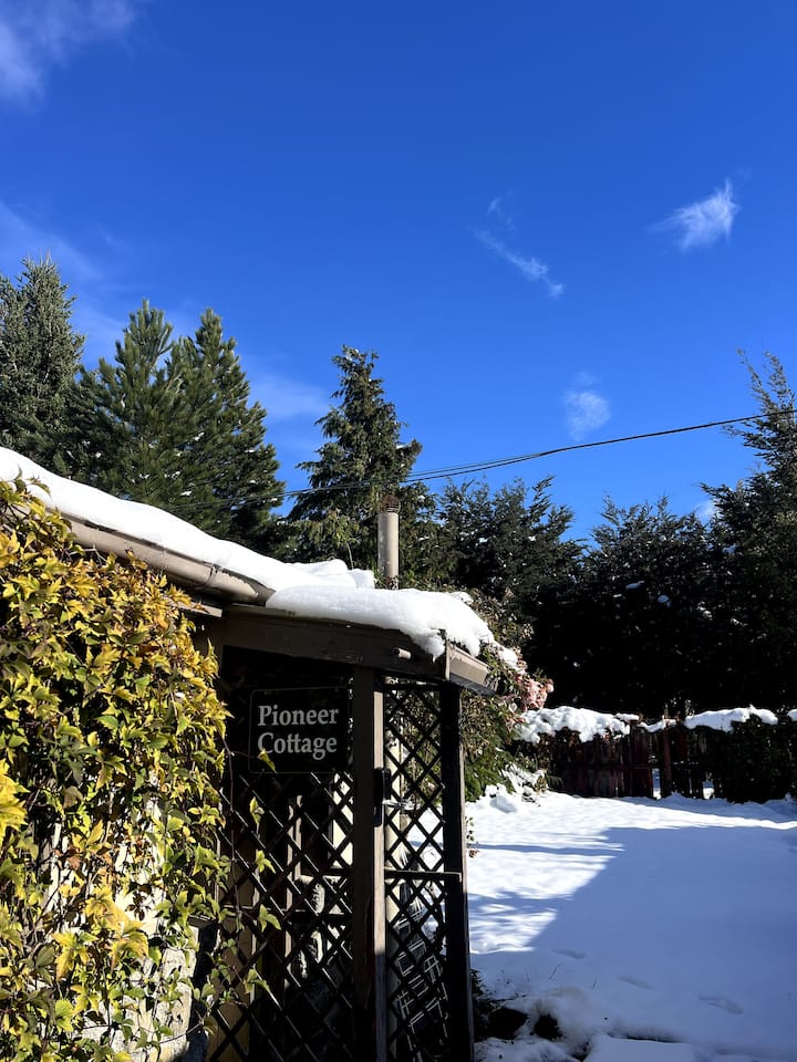 Tekapo1929 - Pioneer Cottage - Lake Tekapo