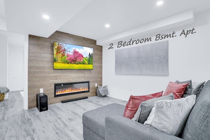 High Ceiling | Opulent Touche | Comfort Stay - Brampton