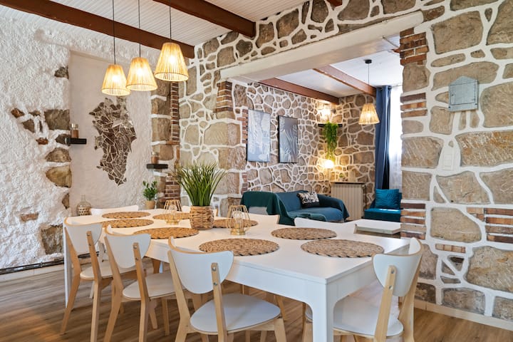 Maison De Ville Familiale, Spacieuse, 20min Centre - Nizza