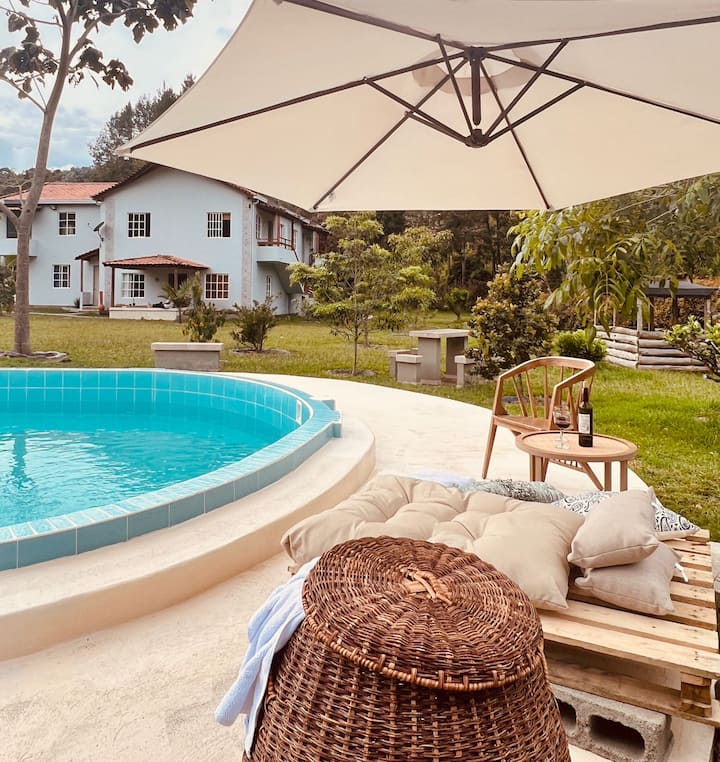 Casa En Condominio Campestre - Girardota