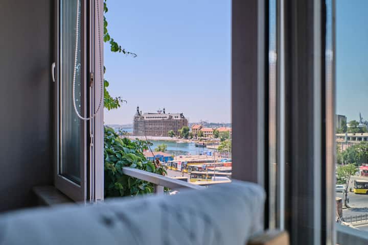 Scenic Comfort In Kadıköy’s Heart W/ac | Sky Suite - İstanbul