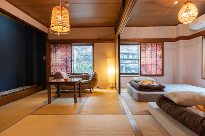 越後湯沢駅徒歩3分|最大8名|コワーキング付源泉掛け流し温泉の宿 - Yuzawa