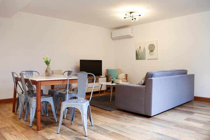 Amplio Apto C/terraza Y Parrillero -3 Habitaciones - Montevideo