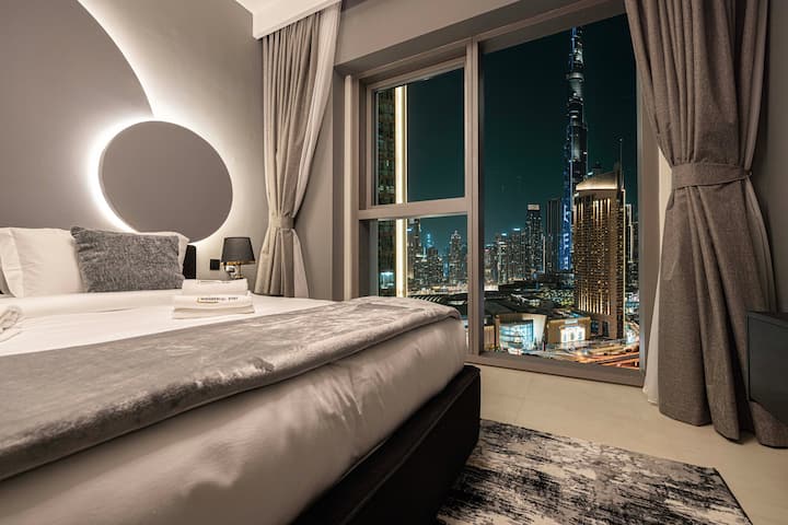 Burj Khalifa View | Luxe 2br | Dubai Mall Access - Dubai