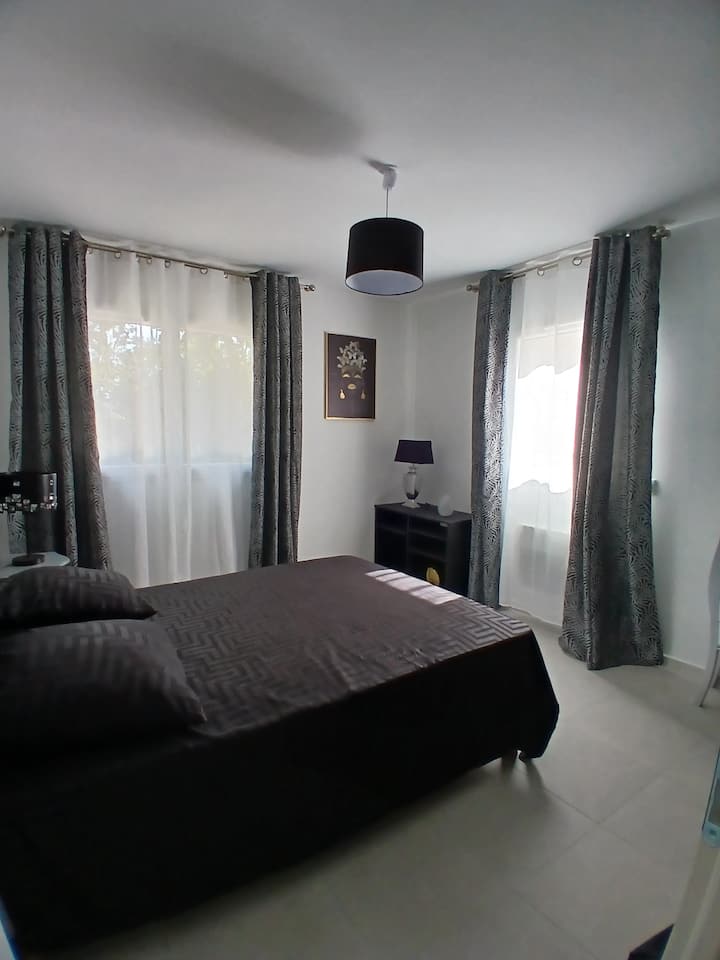 Maison Neuve Dans Residence 

Avec 3 Chambres - Béziers