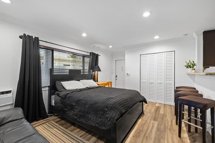#4 Modern Studio - Lauderdale By The Sea Beach - Coral Springs, FL