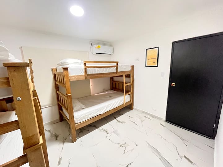 Quad Room With A/c | Historic Center - Santa Marta