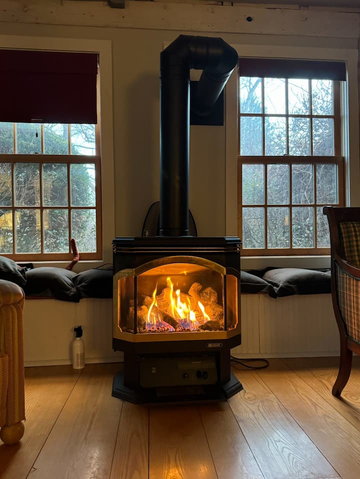 Artist's Retreat: Farm Stay With Hot Tub & Sauna - Rhinebeck, NY