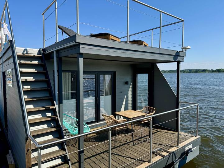 Hausboot Bikini An Der Schlei - Schleswig