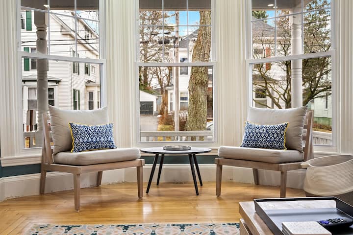 Workspace | Soaking Tub | W/d | 5 Min Downtown - Portland, ME