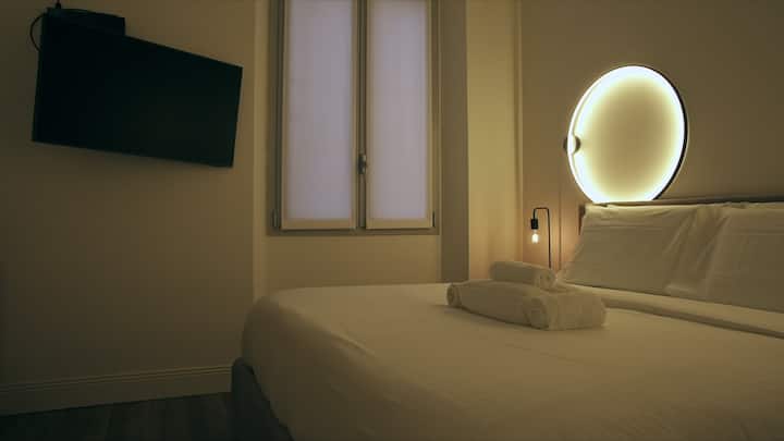 Cozy Apartment In The City Center - Duomo 8 Min - Milán