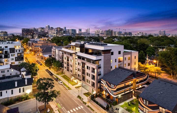 Modern Music Row:pool & Free Parking, *Pets Allwd - Nashville, TN