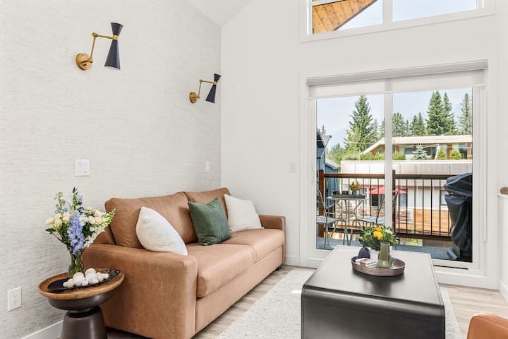 New 3br/3bt Escape | Bbq, Balcony, Near Banff & Dt - Canada