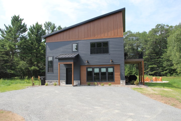 Brand New Cabins In Arbor Vitae- Eagle - Minocqua, WI