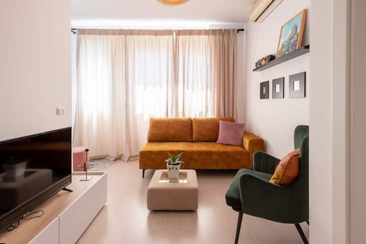 Modern City Apartment, 1+1, Near City Center - Tirana