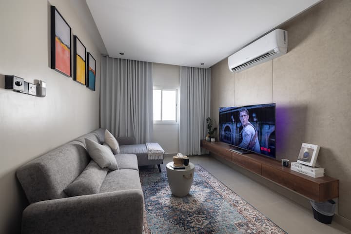 A Quiet Apartment 'Irtahal 56' With Smart Entry - Riyadh