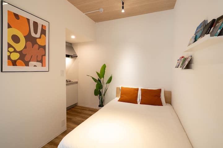 4 Minutes Walk From The Station / Designers / E01 - Kawasaki