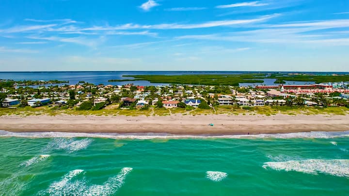 Hacienda Bythe Sea Event Only - Cocoa Beach, FL