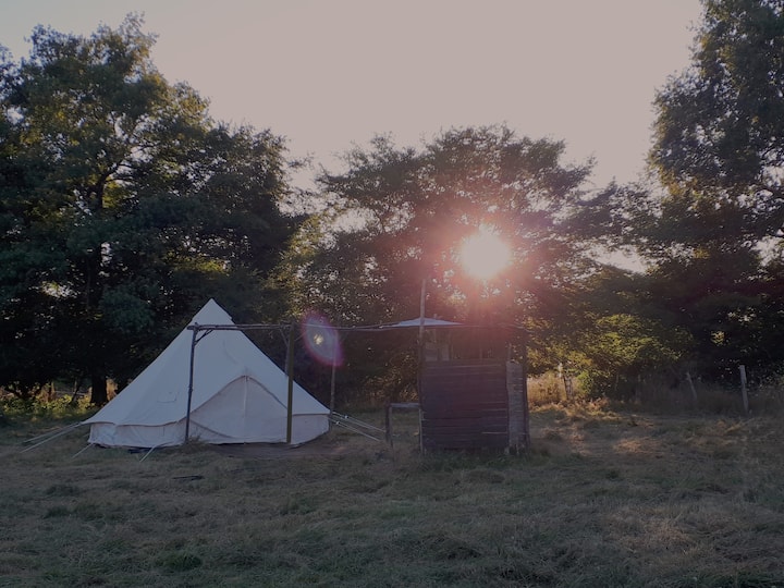 Rustic Eco-stay, Secluded  Meadow | 5mins Motorway - La Souterraine