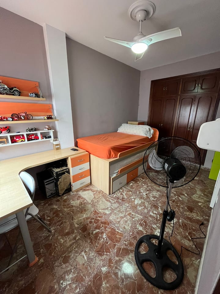 Habitación 2 Camas En El Centro - Cadix