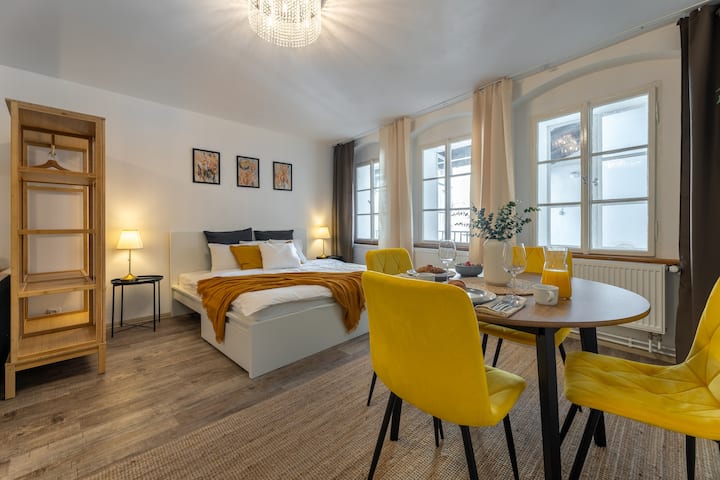 Fully Equipped Historic Central Apt For 4 People - Praga