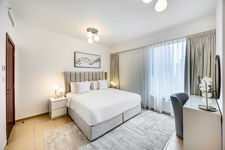 Stylish 2br Apt Just Minutes From Beach - Dubai Marina