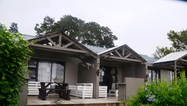 Hibberdene Janeline Airbnb  Sea Canary - Hibberdene