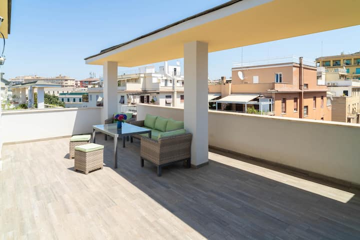 Attico A San Giovanni – 3 Minuti Dalla Metro A - Roma