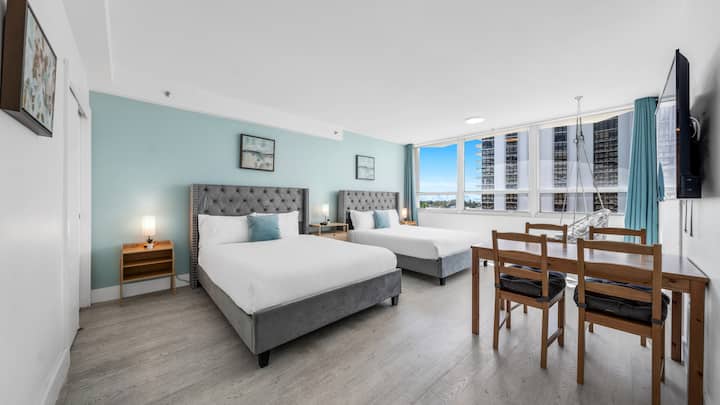 Bayview Studio | Pool + Beach Access+valet Parking - Miami Beach