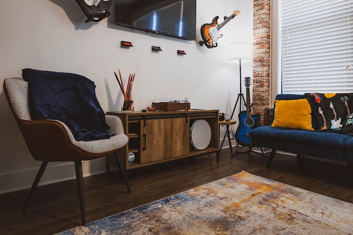 Free Parking Special Walk To Honkytonks Nightlife - Nashville, TN