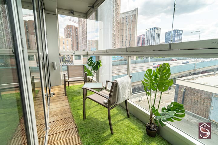 Bright Flat W/ Balcony,near O2,canary Wharf & Lcy - London, UK
