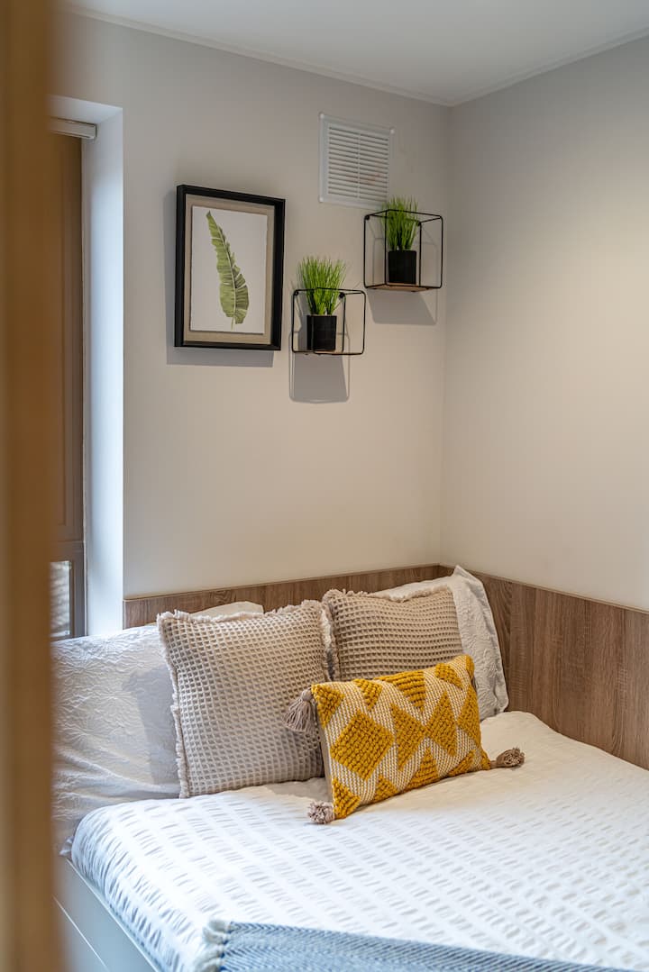 Trendy Studio Near Molineux Stadium & Vibrant City - Wolverhampton