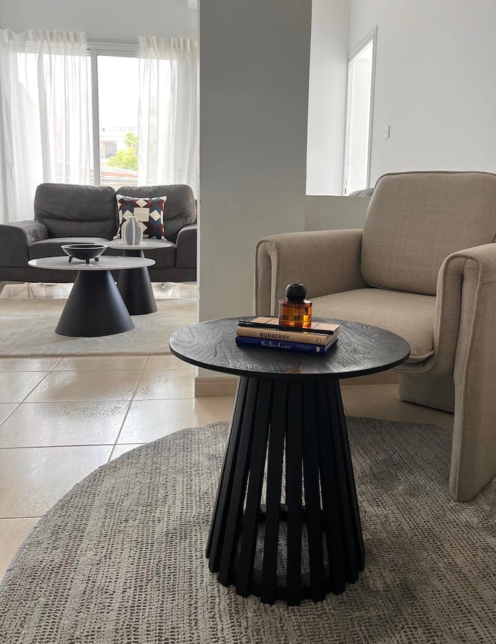 Spacious 2br Apartment In Heart Of Larnaca City Ce - Larnaca