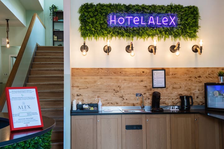 Dreibettzimmer Im Hotel Alex - Berlin