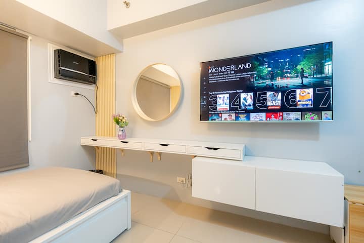Scarlett Haven | Cozy Condo In Prime Location - Makati City