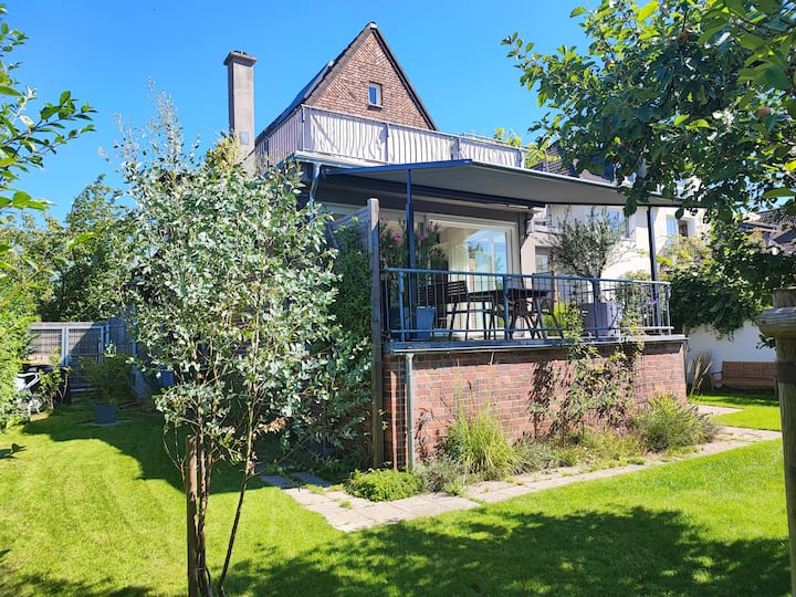 Eigene Etage Mit Bad - Nähe Messe - Cologne