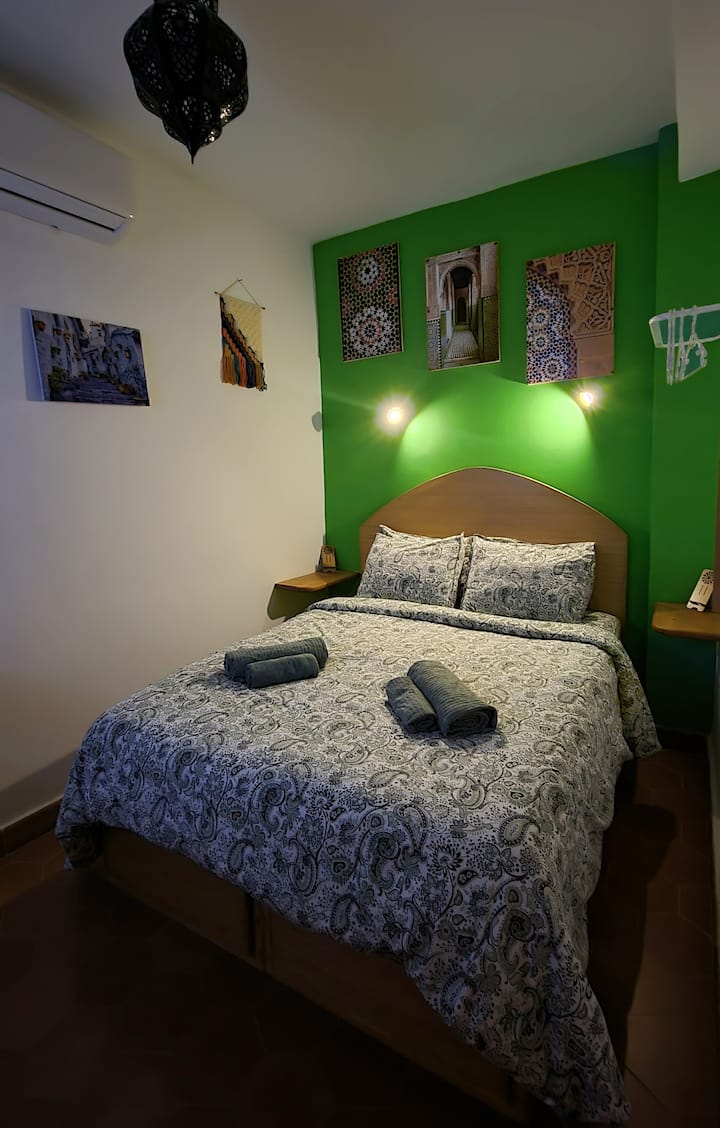 Cozy Riad With Private Bathroom - Tangier