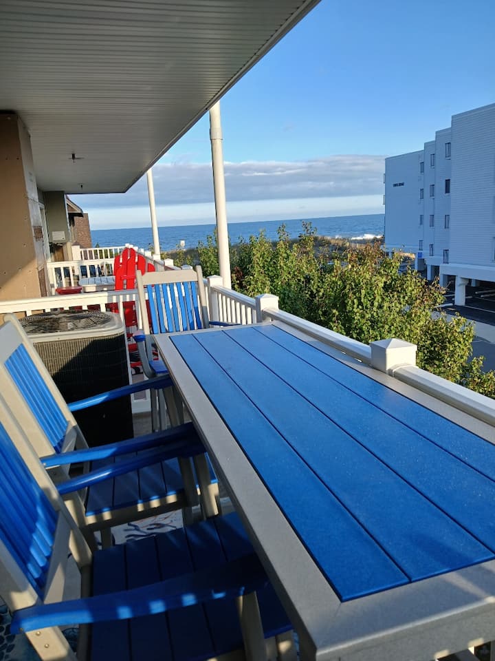 Ocean View Condo! 90 Steps From The Beach! - Ocean City, MD