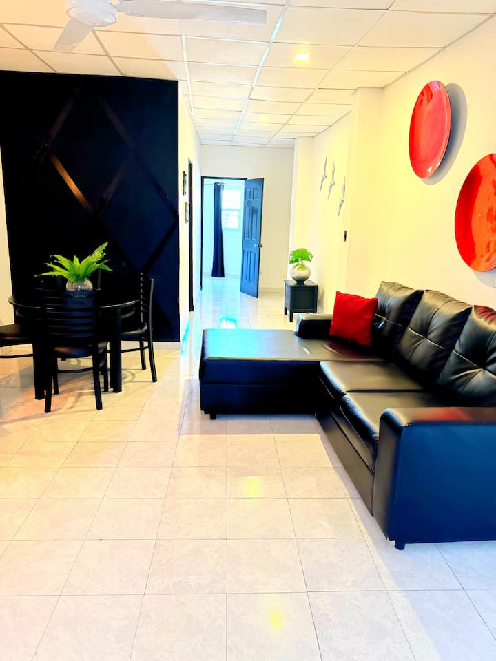 Apartamento  Amplio Bien Ubicado Colonia Escalon - San Salvador