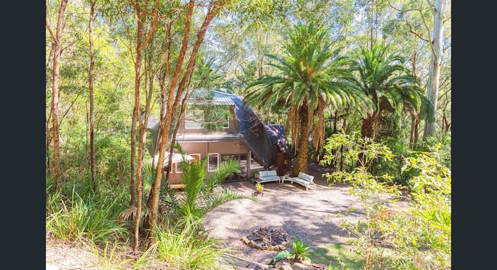 Geodesic Dome In National Park - Wollongong
